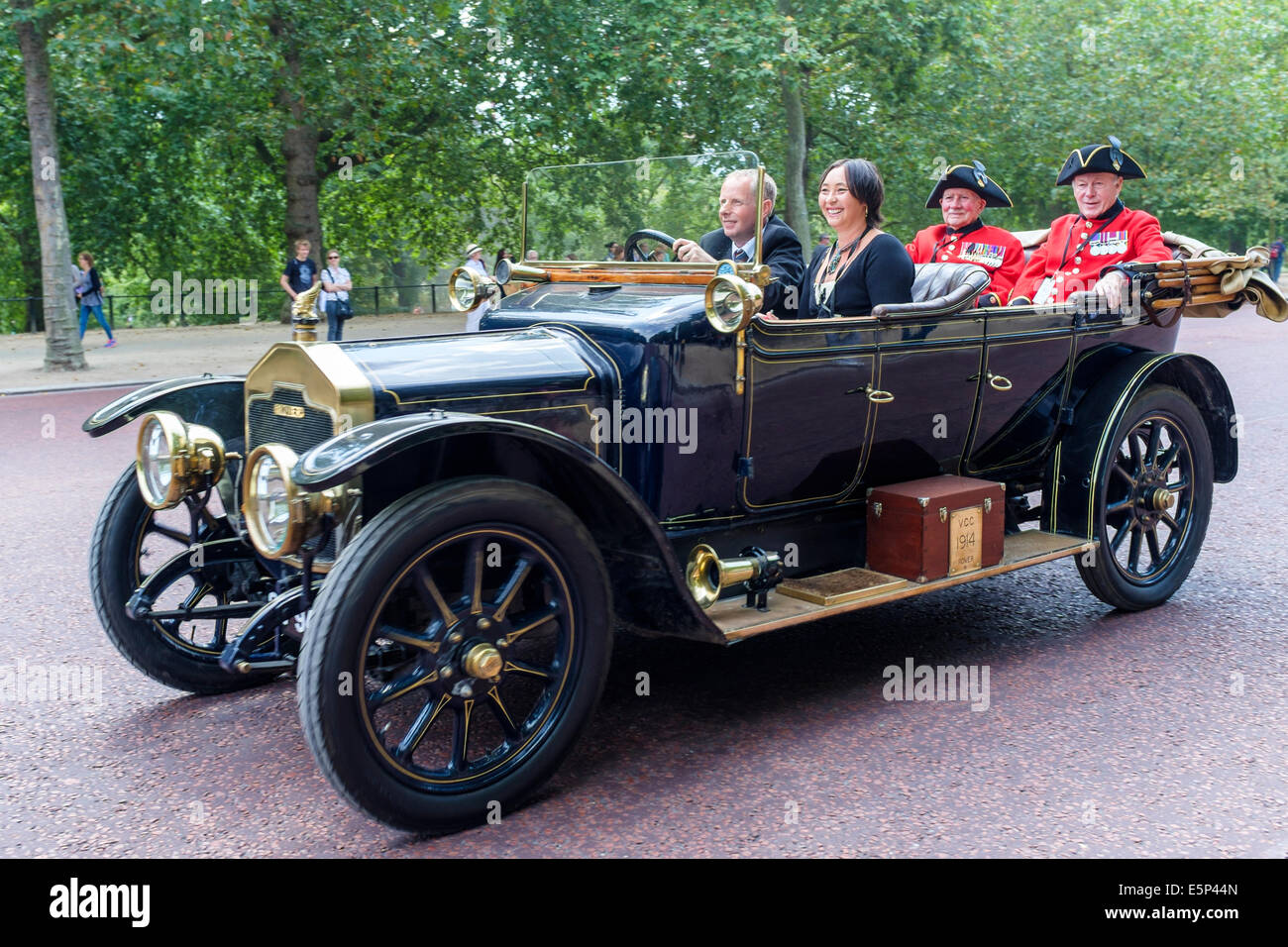 Edwardian cars hi-res stock photography and images - Alamy
