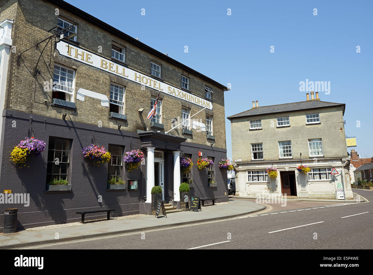 Saxmundham High Street High Resolution Stock Photography and Images - Alamy