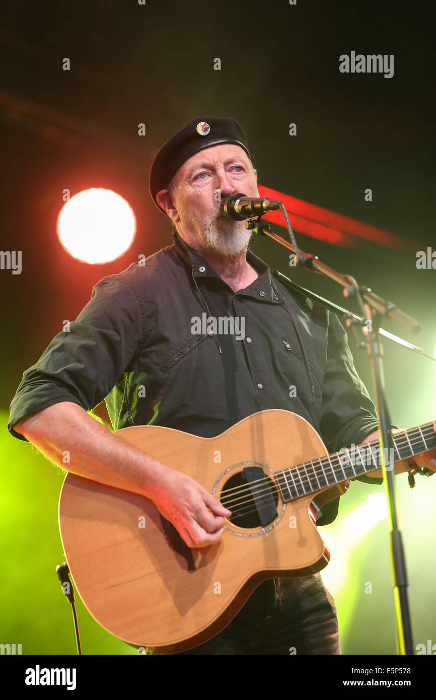 Richard Thompson appearing at Cambridge Folk Festival on August 1st ...