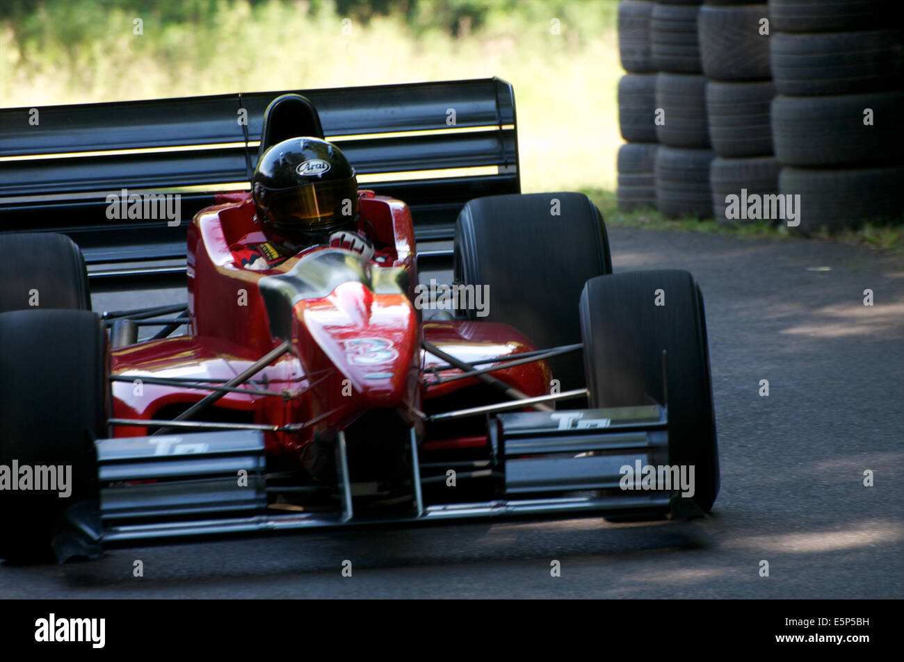 Single seat racing and sportscars competing at Wiscombe Park hillclimb ...