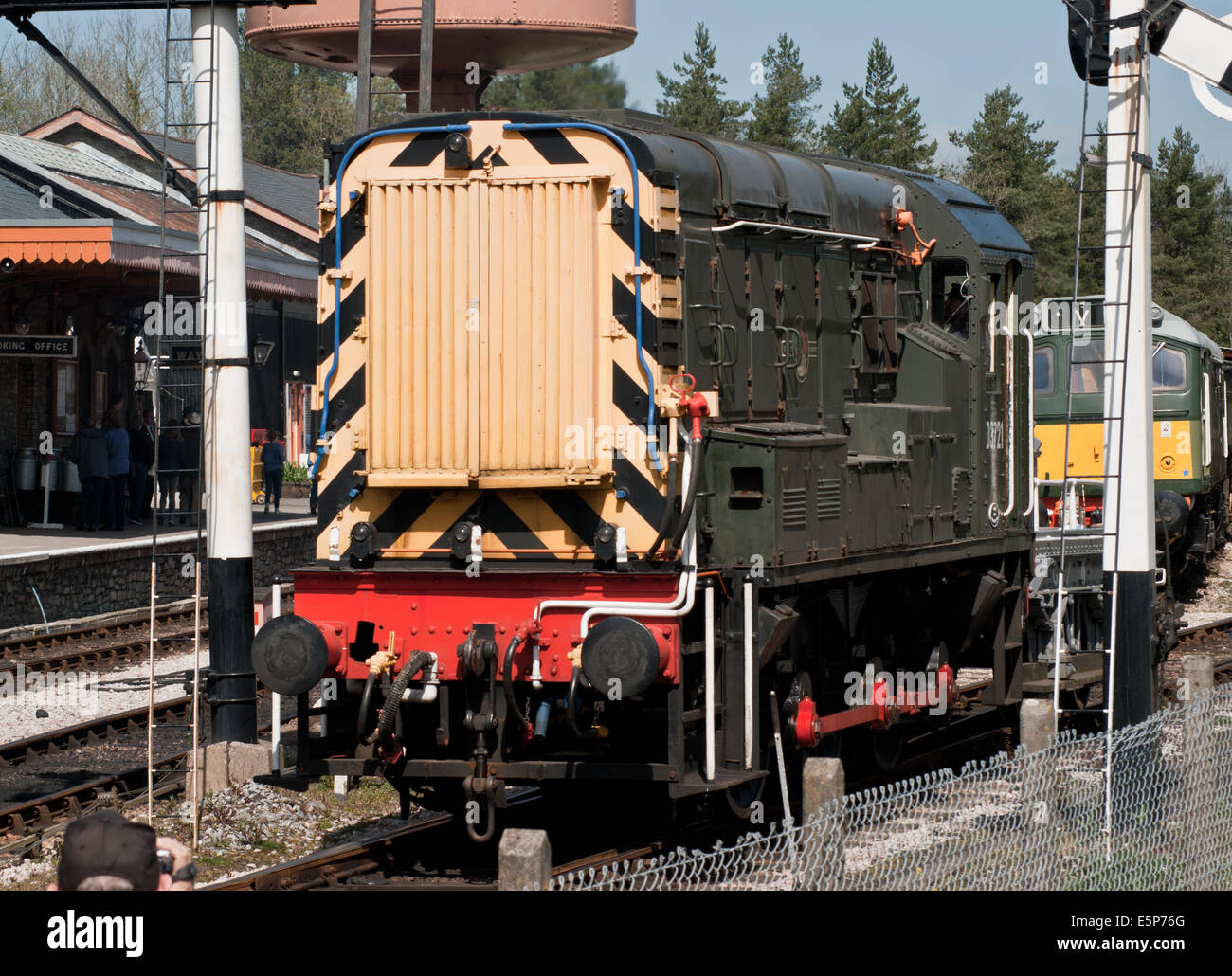 Electric locomotives diesel locomotive hi-res stock photography and ...