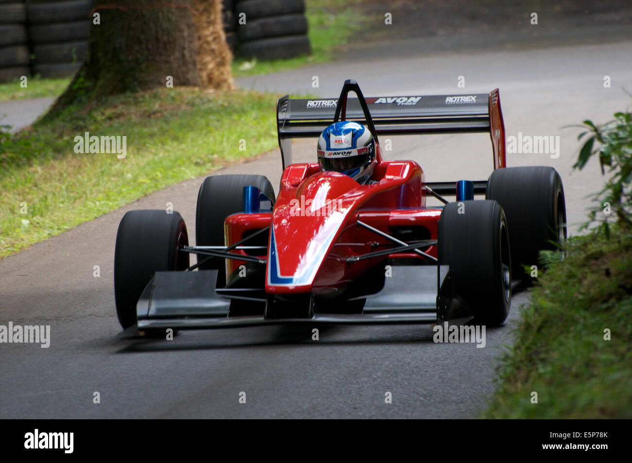 Single seat racing and sportscars competing at Wiscombe Park hillclimb ...