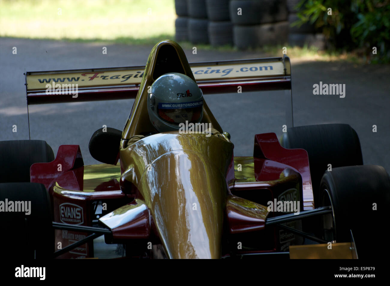 Single seat racing and sportscars competing at Wiscombe Park hillclimb ...