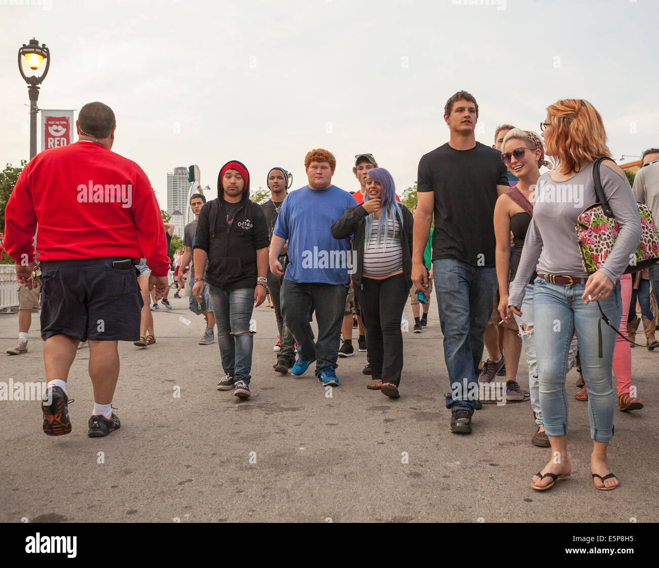 People enjoying Summerfest in Milwaukee, Wisconsin, USA Stock Photo - Alamy