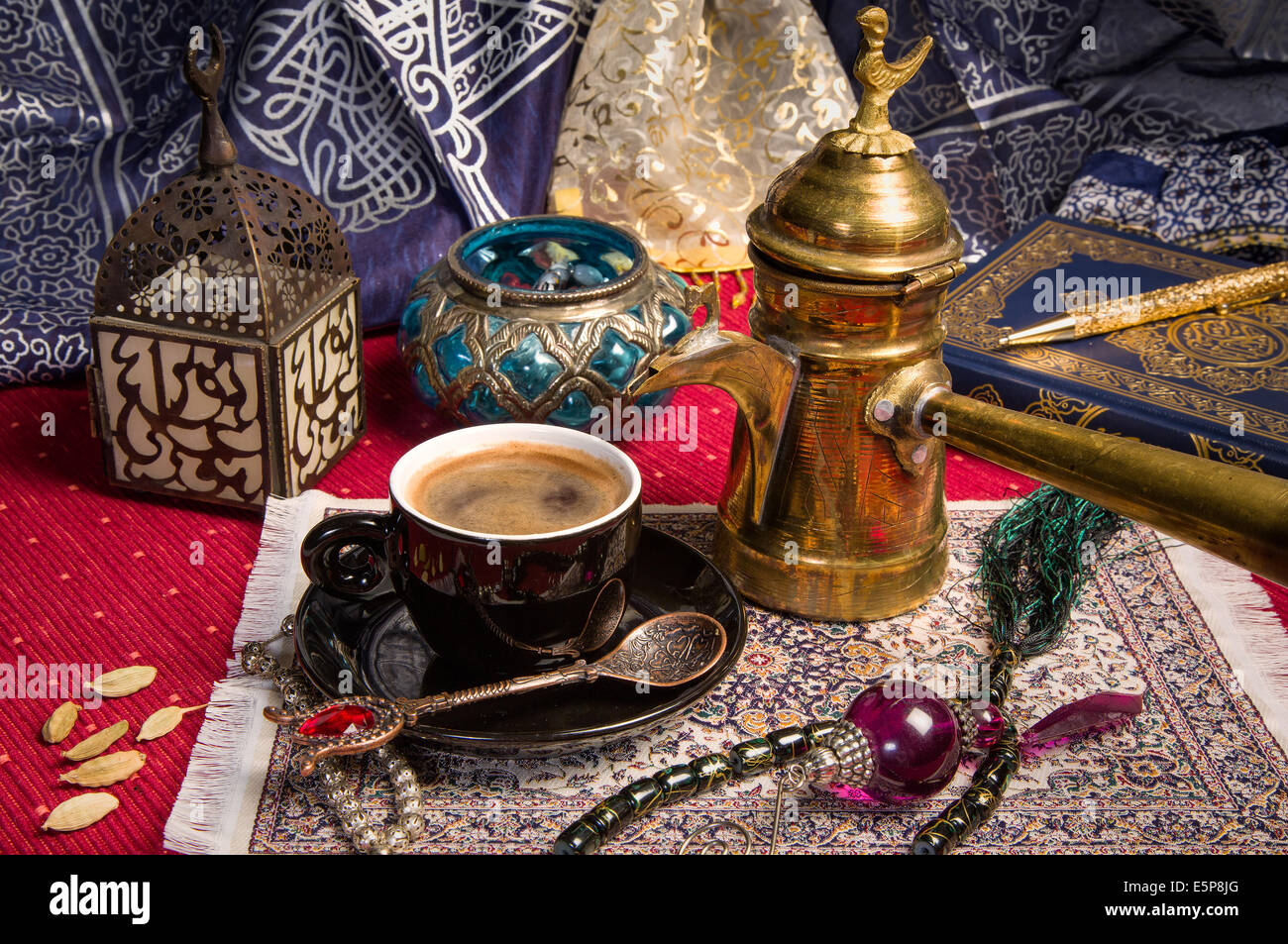 Traditional Arabic coffee served with cardamom seeds Stock Photo - Alamy