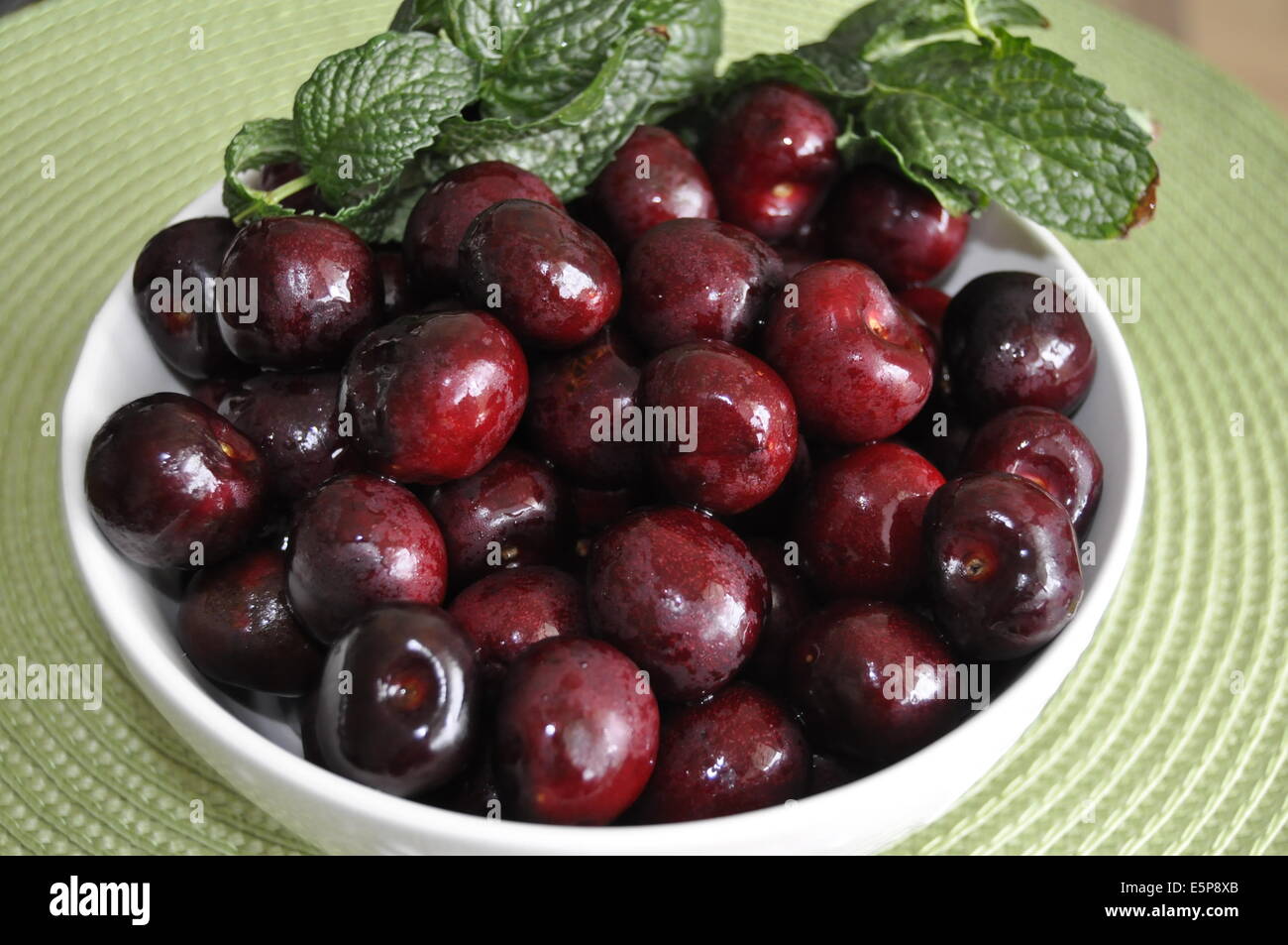 bowl of cherries Stock Photo - Alamy
