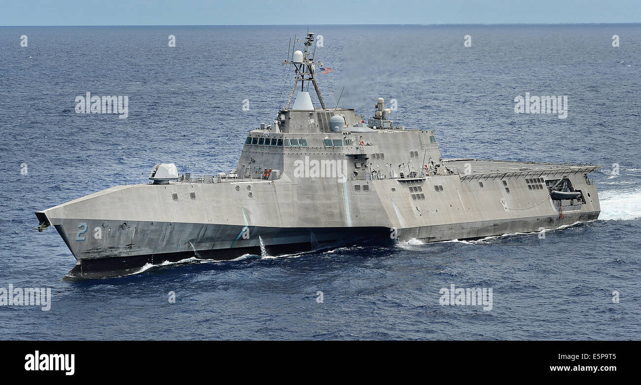 Uss independence hi-res stock photography and images - Alamy
