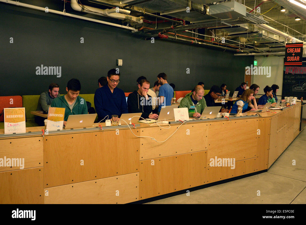 Tech start ups hi-res stock photography and images - Alamy