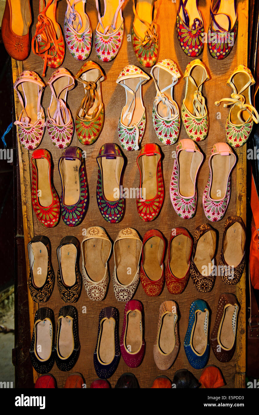 Fez,Morocco,an array of arts,crafts all things Moroccon,Weavers,Silk ...