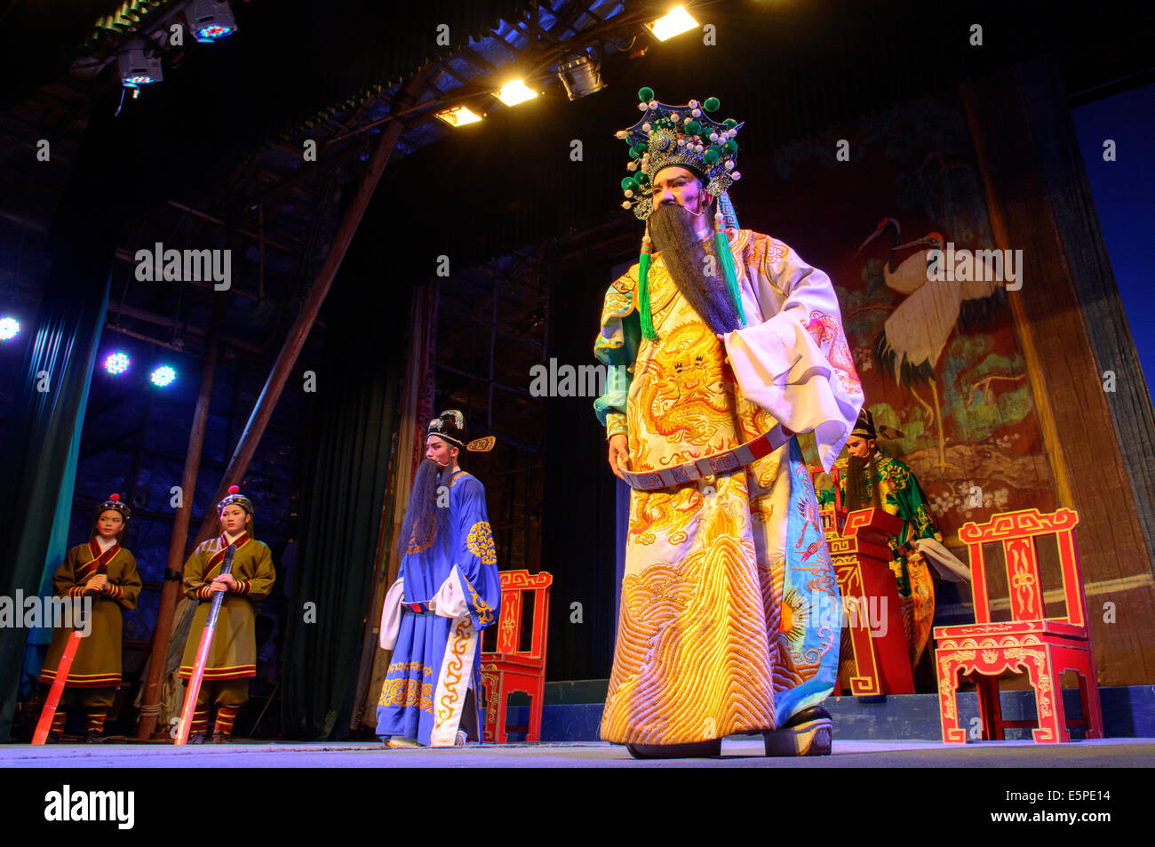 Chinese female singer hi-res stock photography and images - Alamy