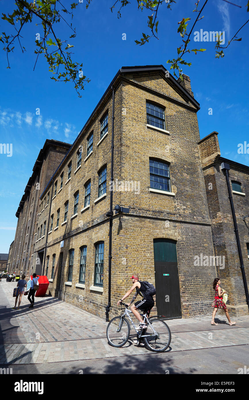 View of the Granary Complex, Granary Square, London, UK Stock Photo - Alamy