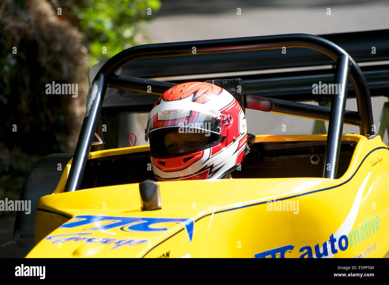 Single seat racing and sportscars competing at Wiscombe Park hillclimb ...