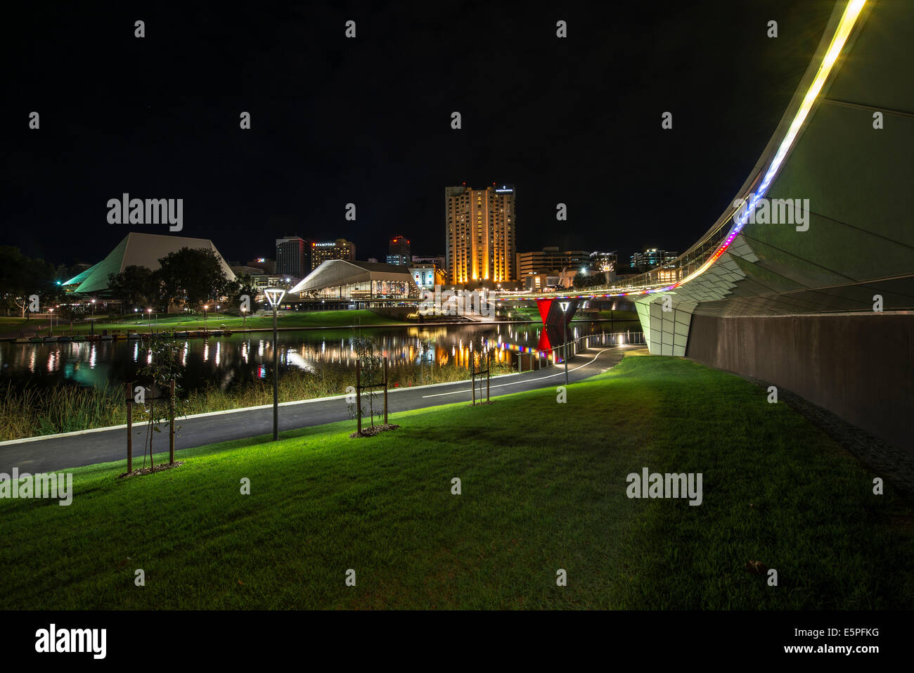 The new Riverbank foot bridge spans the picturesque River Torrens in ...