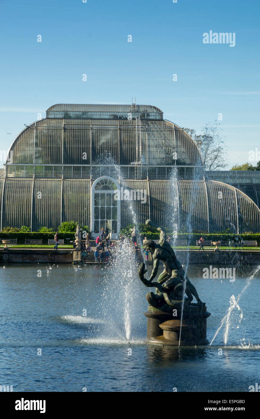 Hercules and Achelous statue stands in front of Kew Gardens Palm House ...