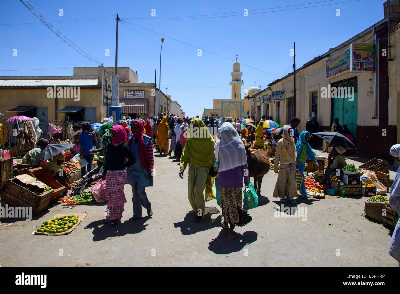 Market in adi keyh hi-res stock photography and images - Alamy