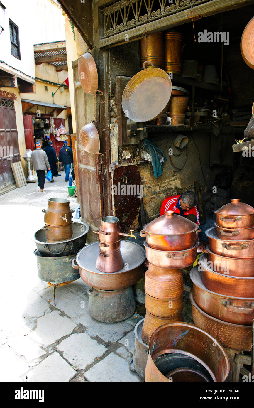 Fez,Morocco,an array of arts,crafts all things Moroccon,Weavers,Silk ...