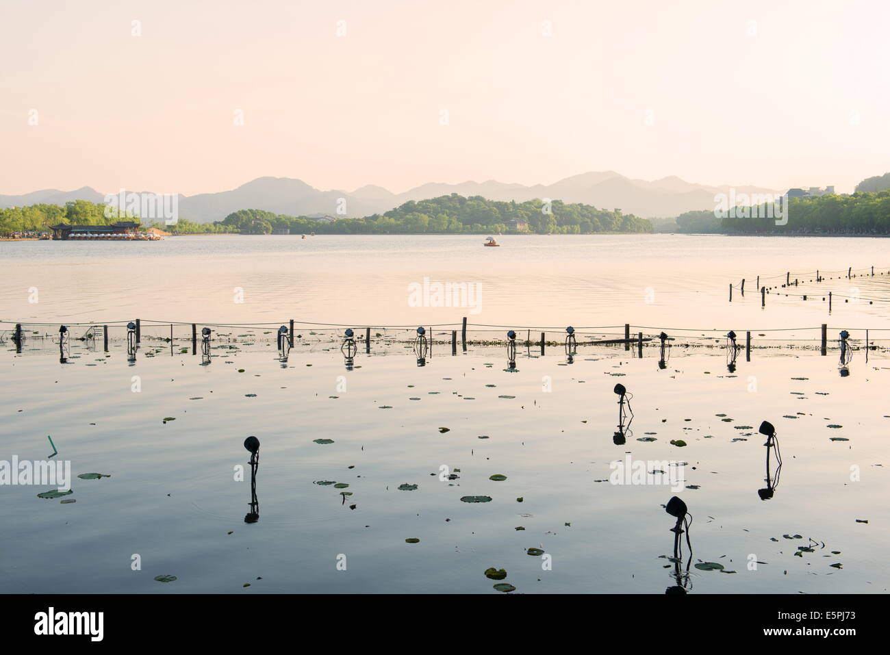 Zhejiang lake lake water hi-res stock photography and images - Alamy