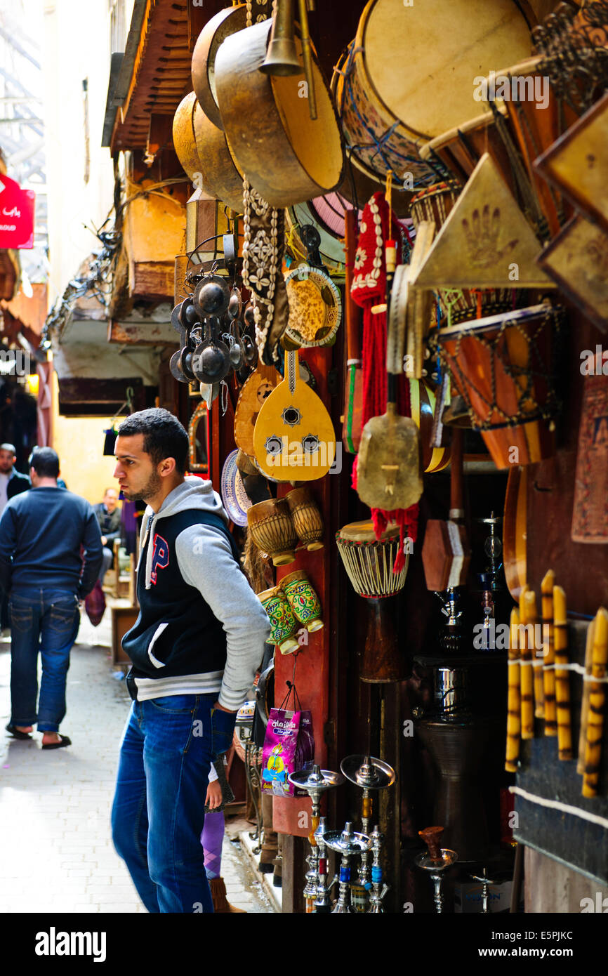 Fez,Morocco,an array of arts,crafts all things Moroccon,Weavers,Silk ...