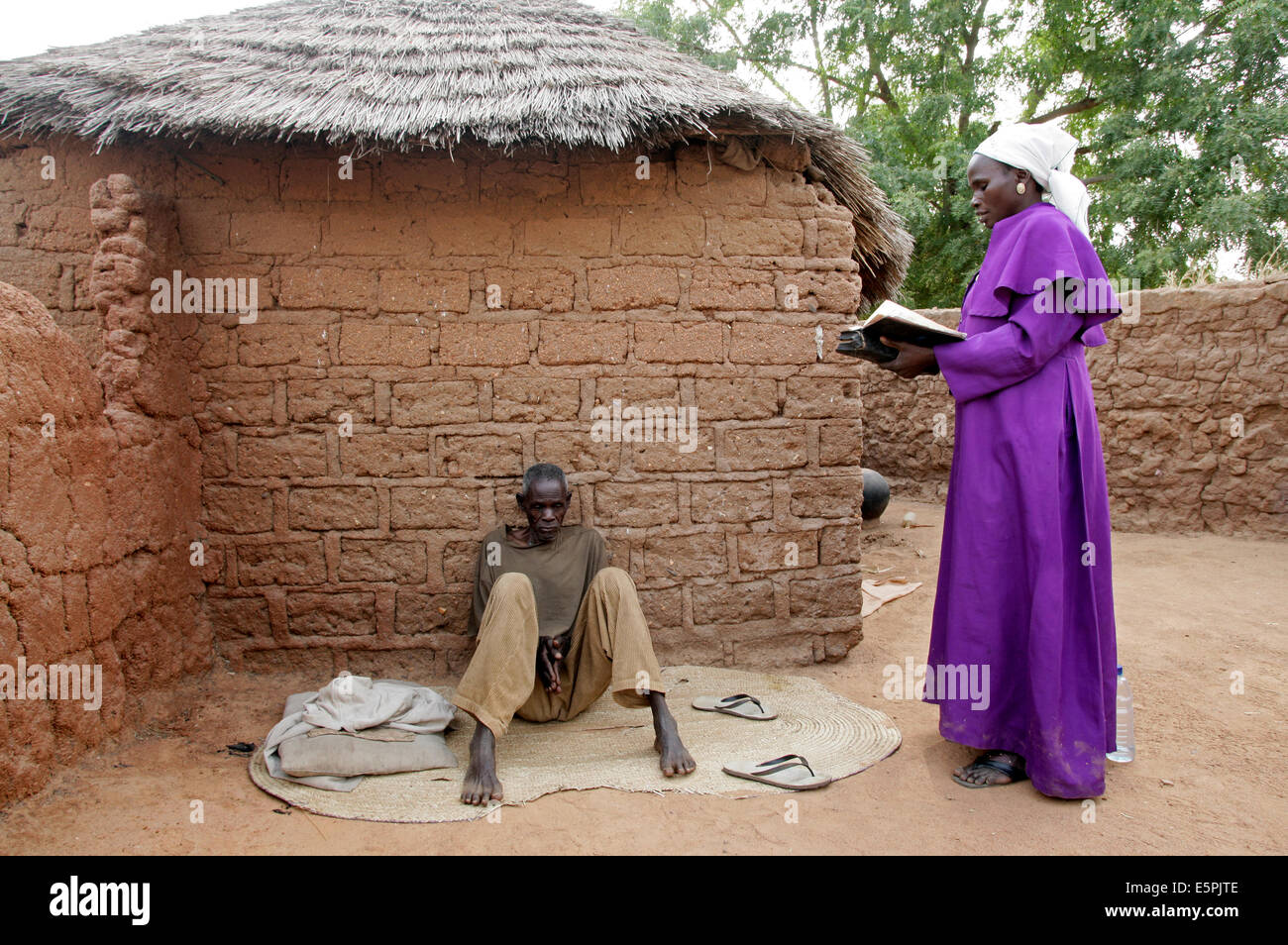 Catechist praying hi-res stock photography and images - Alamy