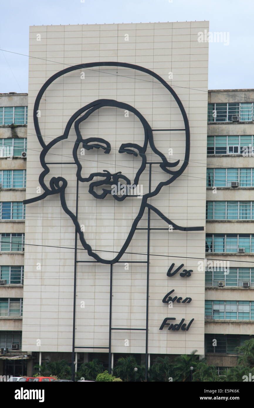 Fidel Castro monument in Havana, Cuba Stock Photo - Alamy