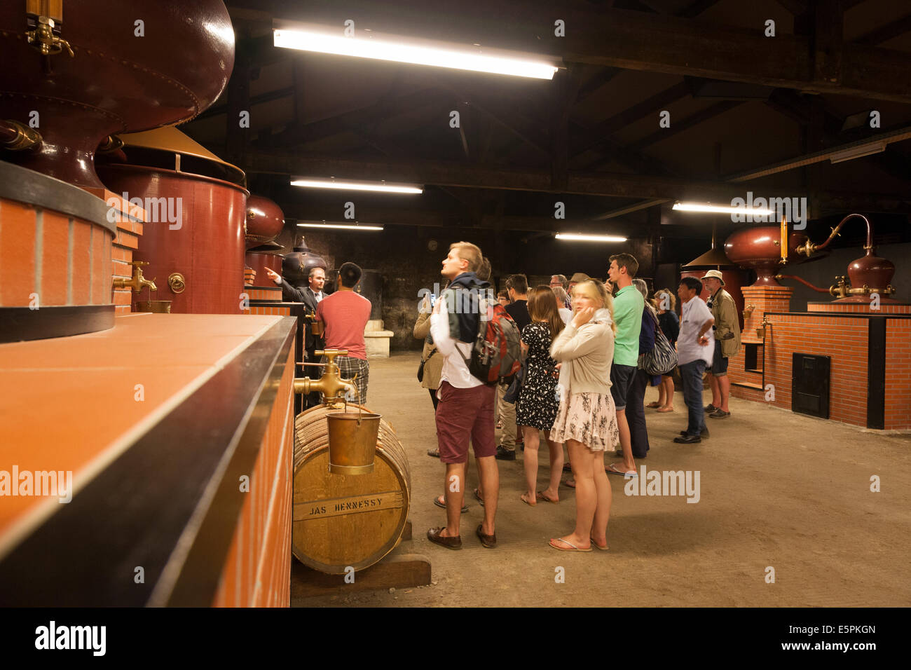 Distillation process hi-res stock photography and images - Alamy