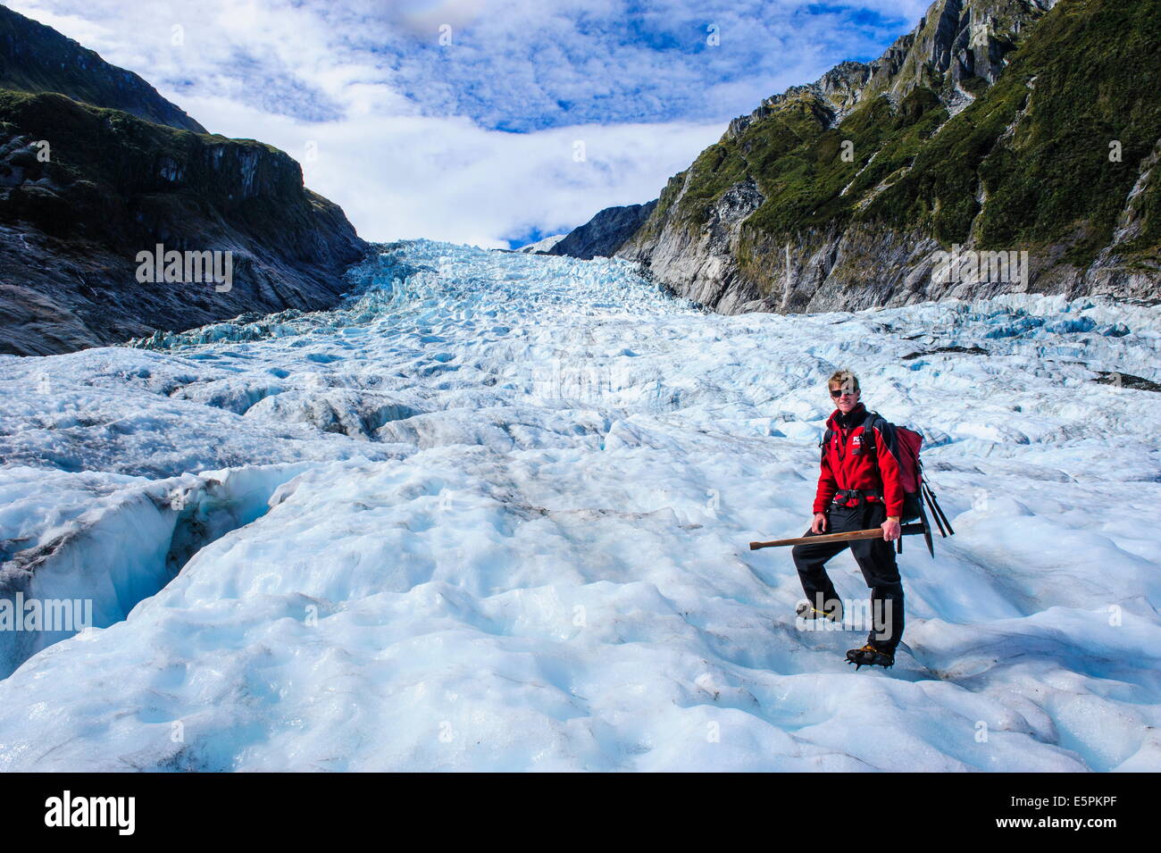 Tourist guide on hiking hi-res stock photography and images - Alamy