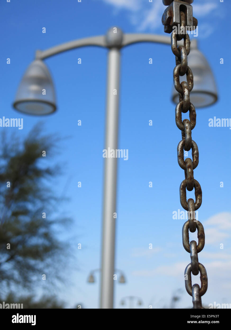 Chain of light hi-res stock photography and images - Alamy