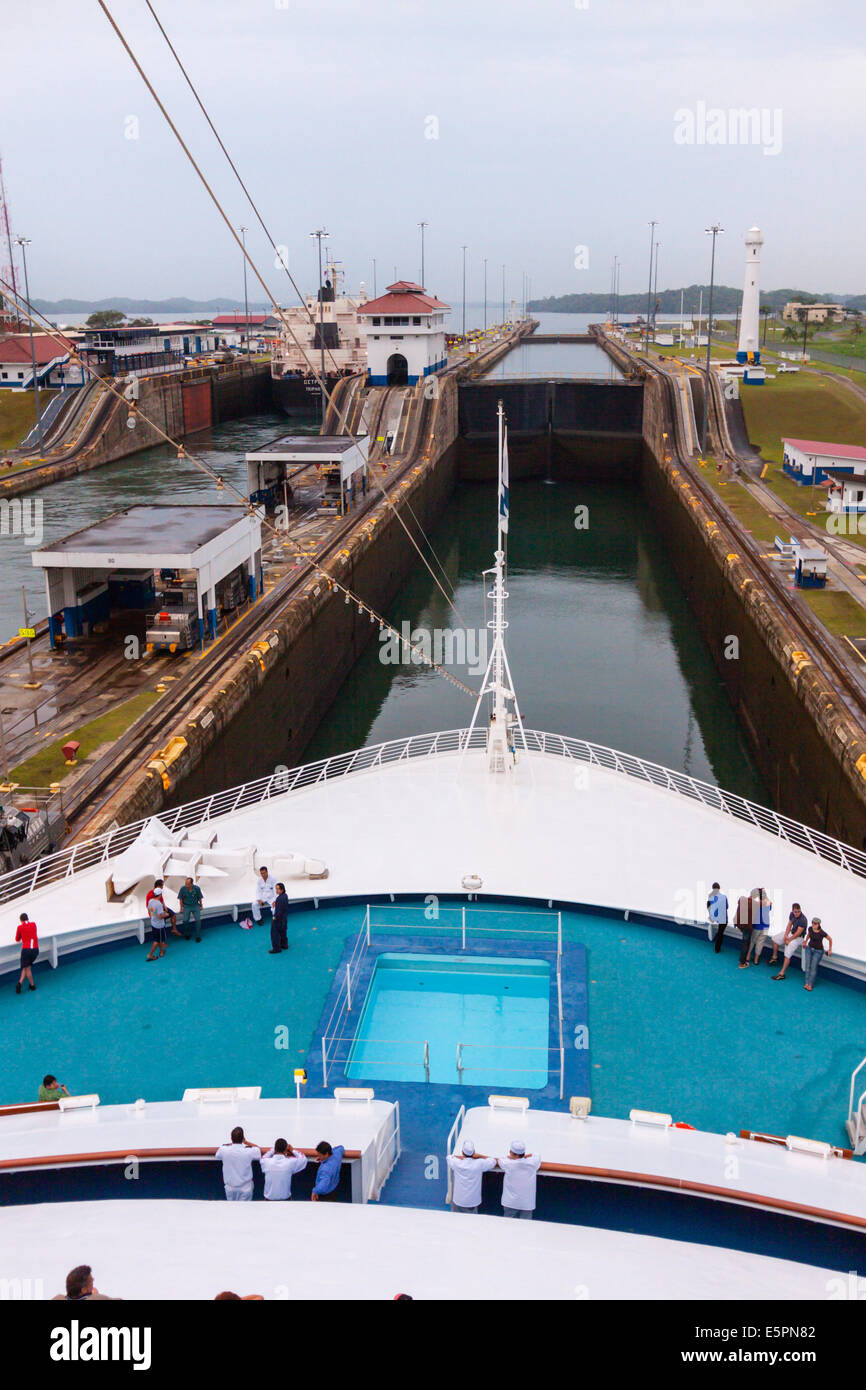 Gatan locks hi-res stock photography and images - Alamy