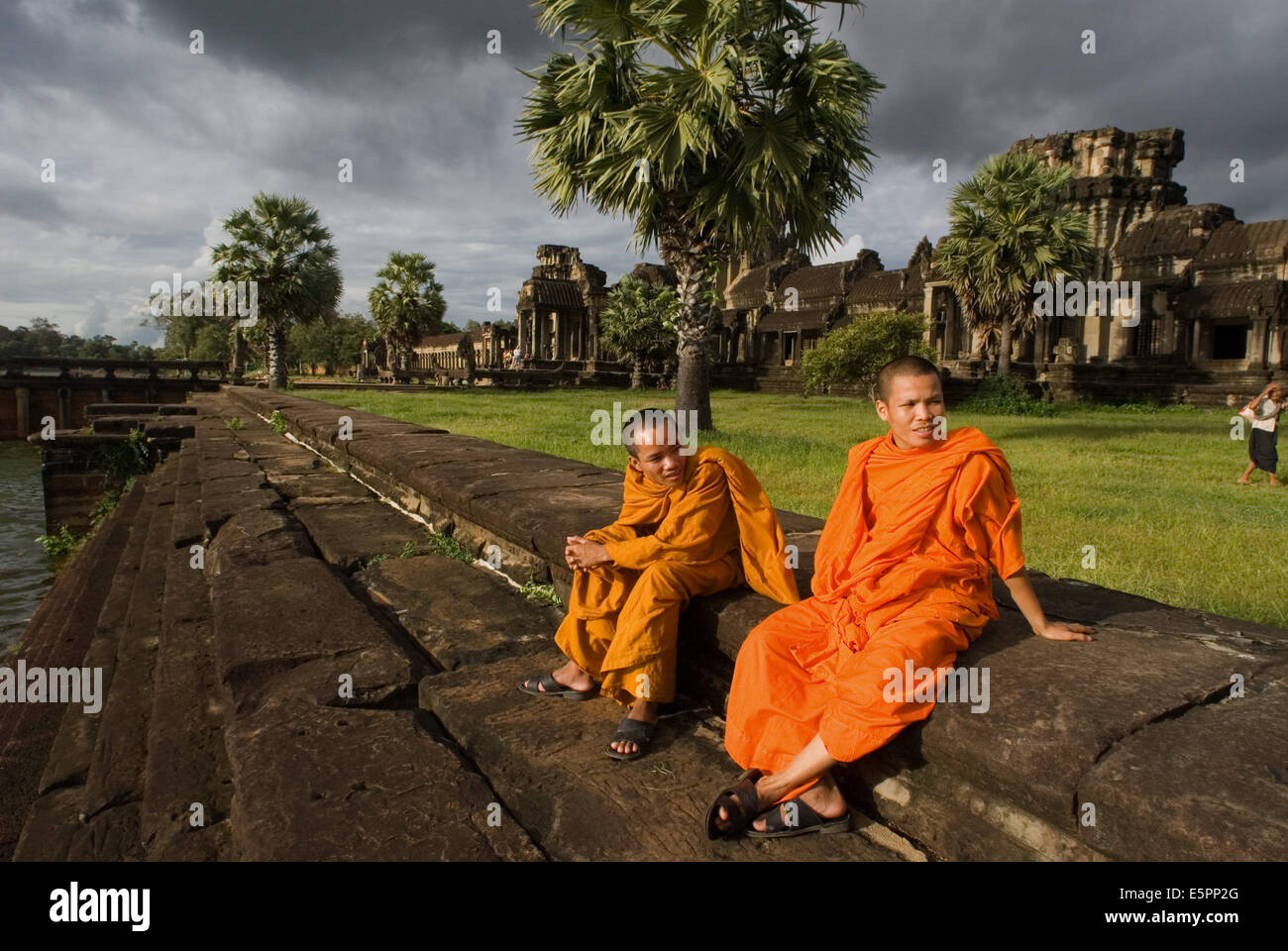 Pyramids access hi-res stock photography and images - Alamy