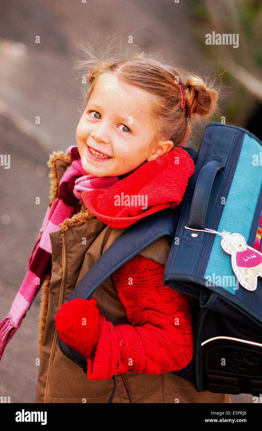 6-year-old girl on her way to school Stock Photo - Alamy