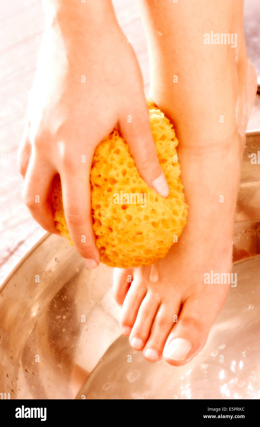 Feet and body hi-res stock photography and images - Alamy