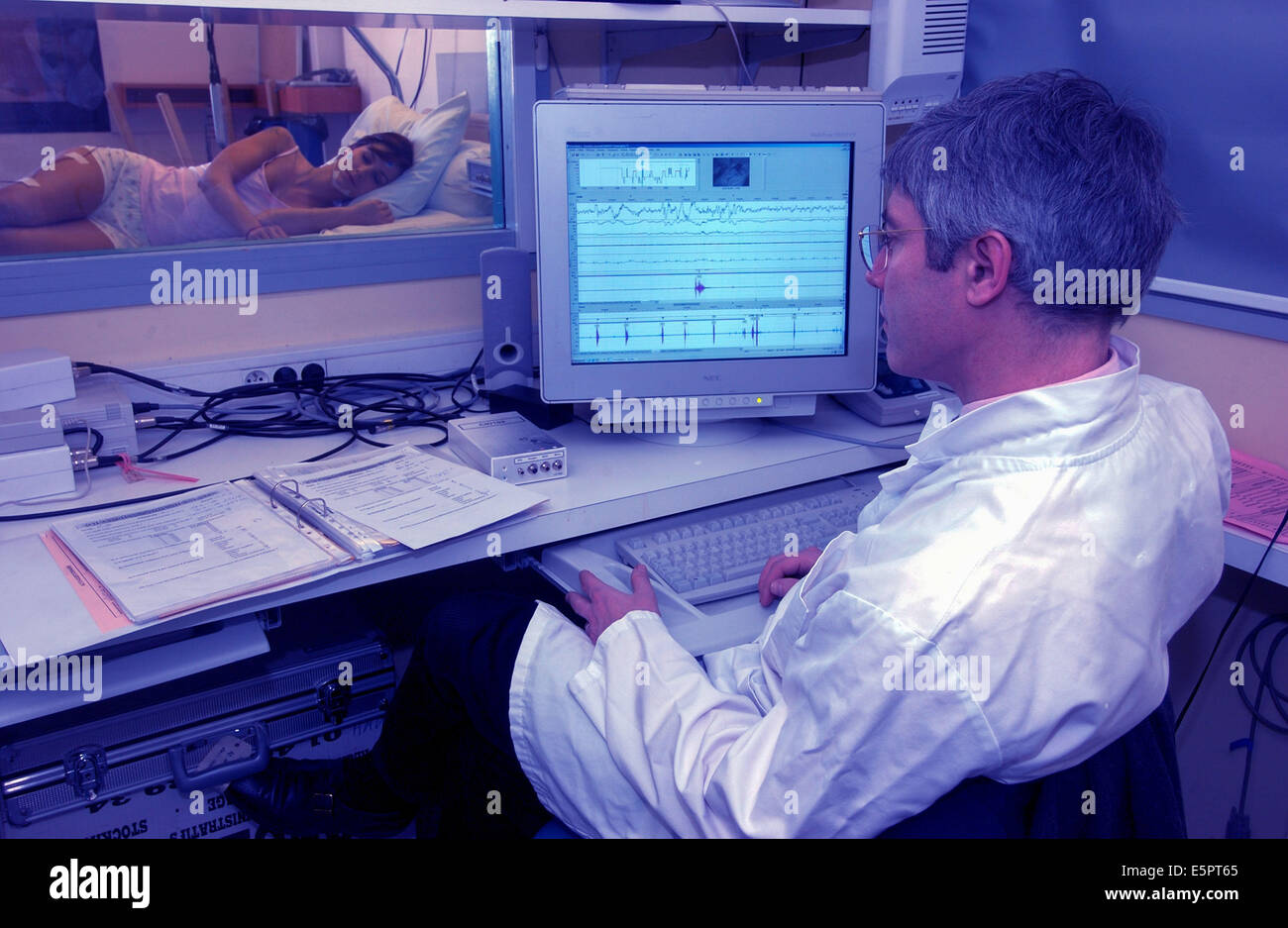 Restless leg syndrome hi-res stock photography and images - Alamy