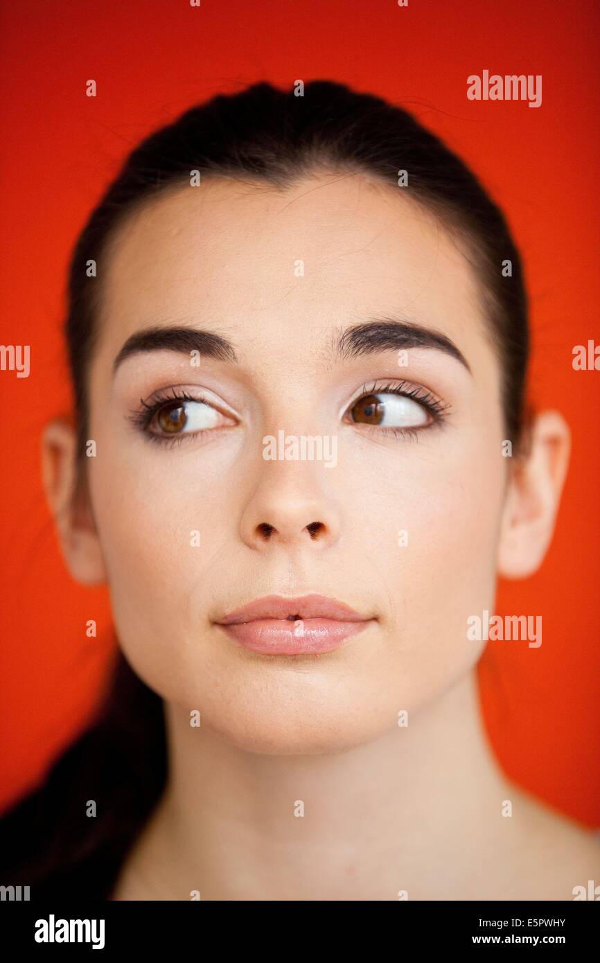 Yoga for eyes : Method consisting in excercizing the eye muscles in ...