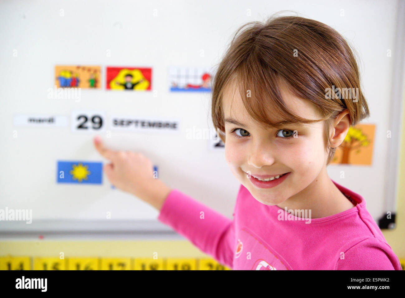 6 year old hi-res stock photography and images - Alamy