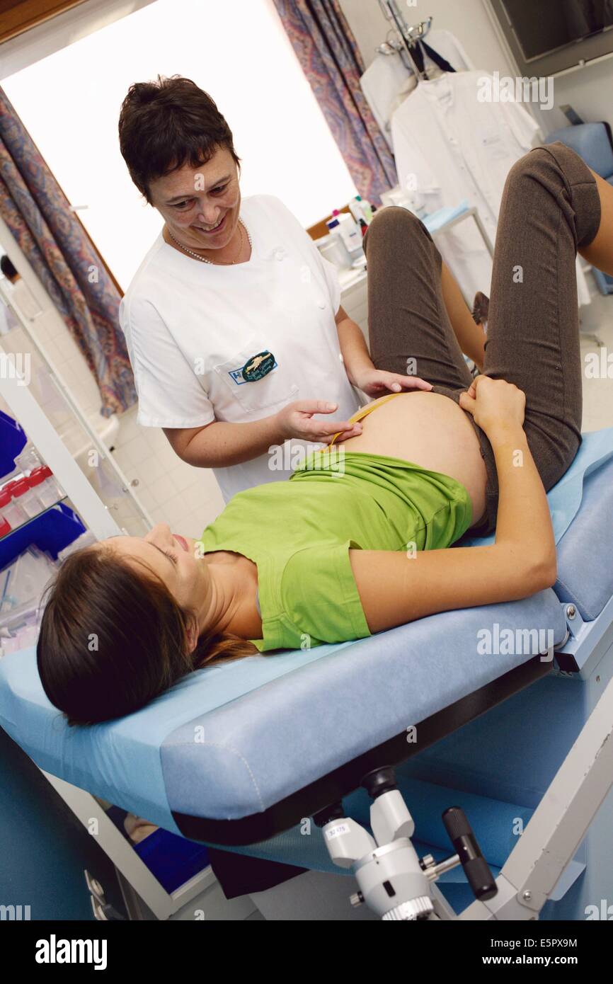 Fundal Height High Resolution Stock Photography and Images - Alamy