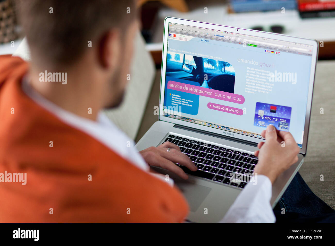 Payment 1 hi-res stock photography and images - Alamy