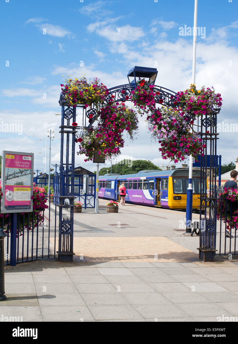 Saltburn rail railway station hi-res stock photography and images - Alamy