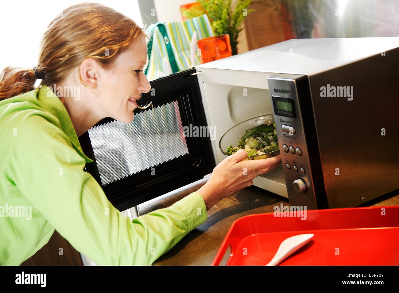 Inside oven old food hi-res stock photography and images - Alamy
