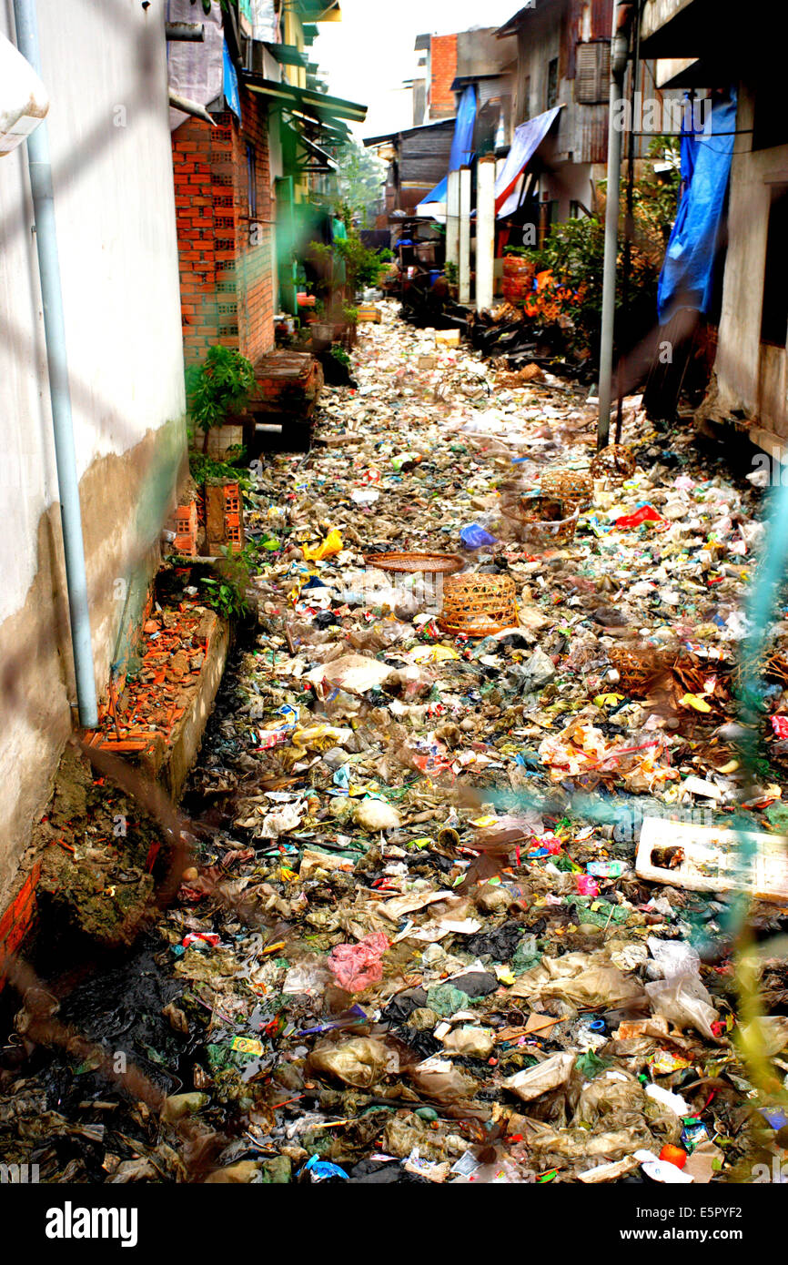 Domestic waste rubbish on streets hi-res stock photography and images ...