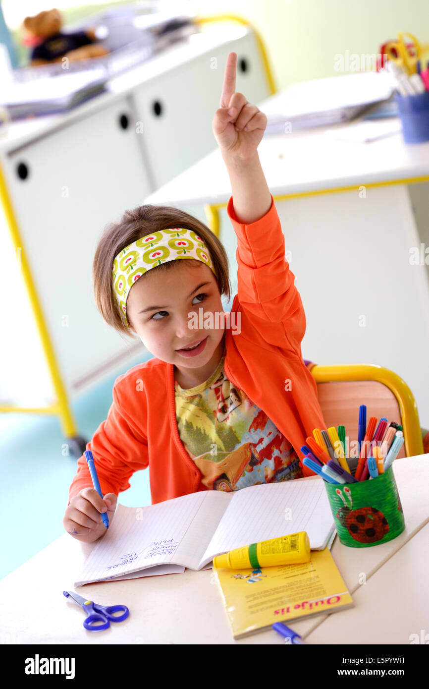 6 year old girl at school Stock Photo - Alamy