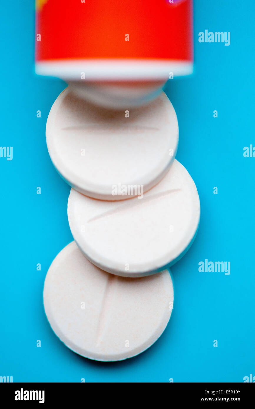 Effervescent Vitamin C High Resolution Stock Photography and Images - Alamy