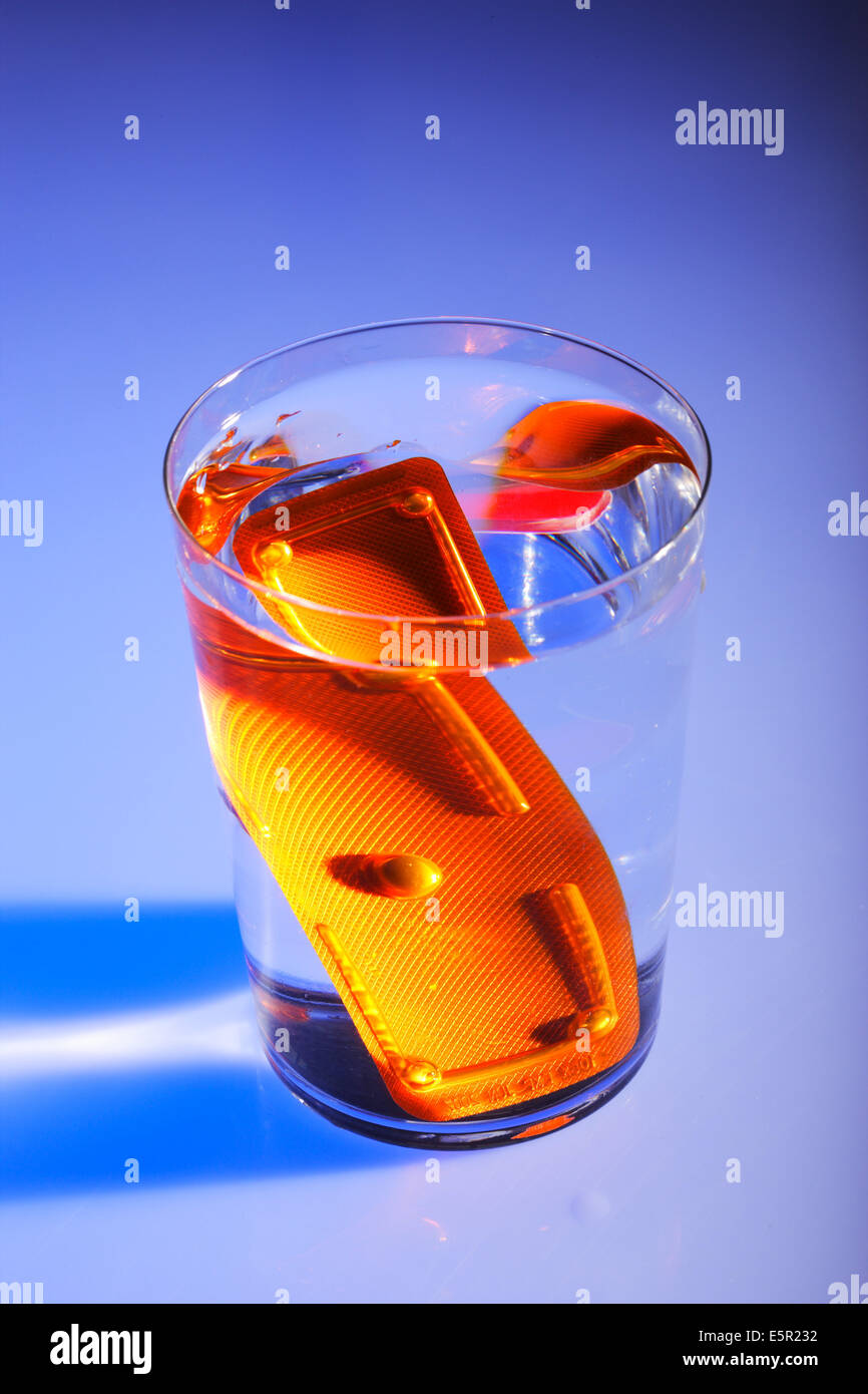 Morning after pill norlevo hi-res stock photography and images - Alamy