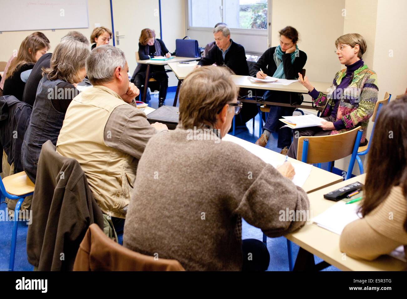 Doctors being supervised work for a university degree in Medical ...