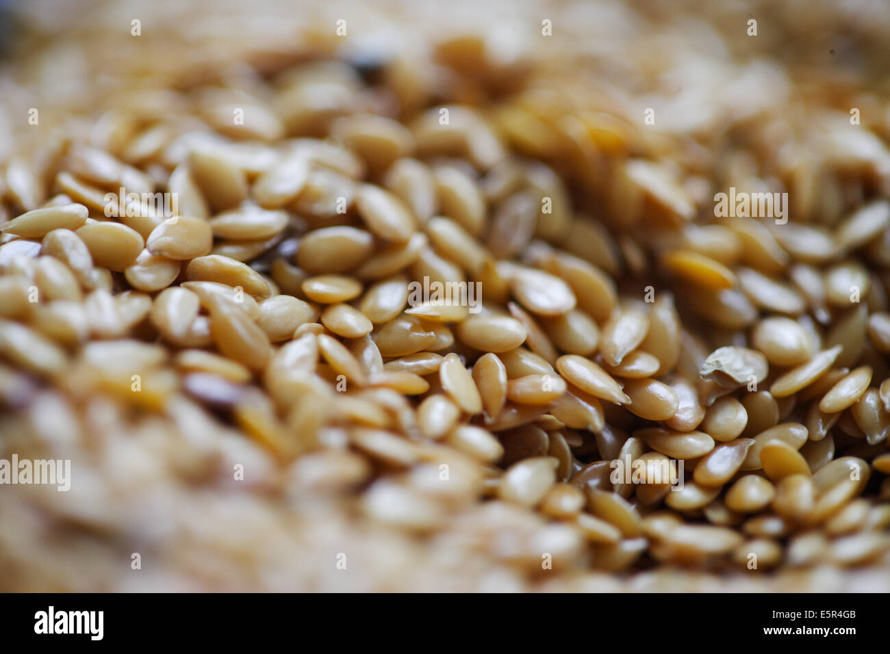 Golden flax seeds, rich in omega 3 Stock Photo - Alamy