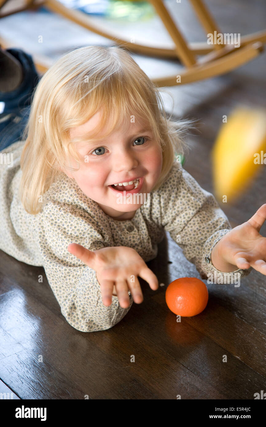 30 months old girl Stock Photo - Alamy