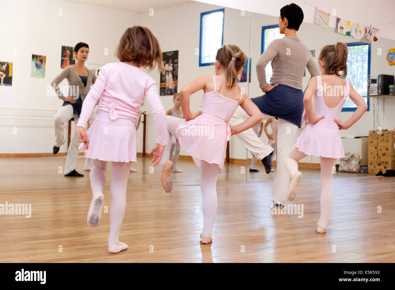 Old woman ballet hi-res stock photography and images - Alamy