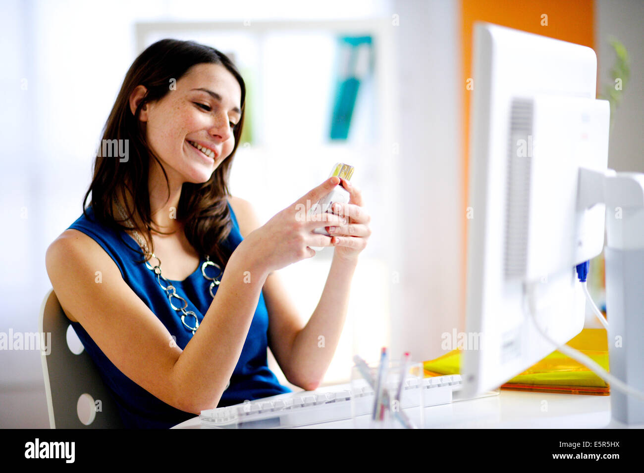 Short message service hi-res stock photography and images - Alamy