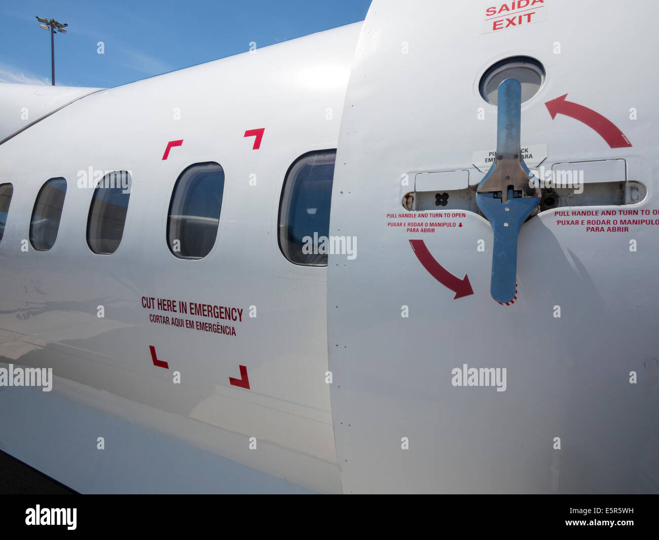 SATA Airlines Bombardier Q400 at Madeira airport Stock Photo - Alamy