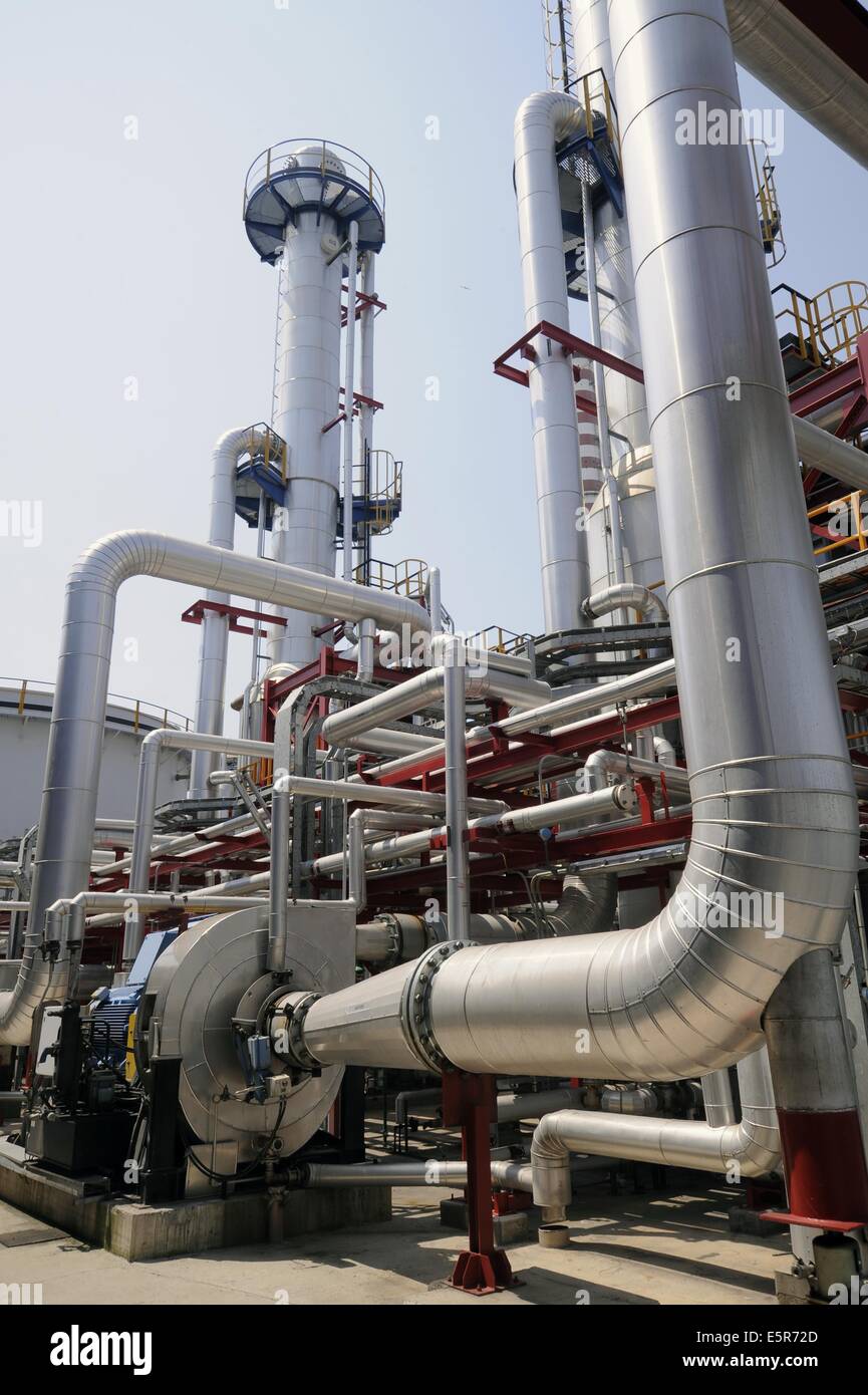 Thermoelectric Power Plant High Resolution Stock Photography and Images ...