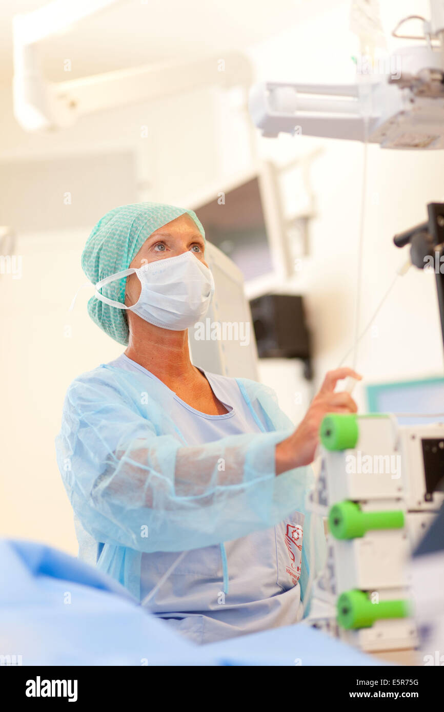 Anaesthetist Operating Theatre High Resolution Stock Photography and ...